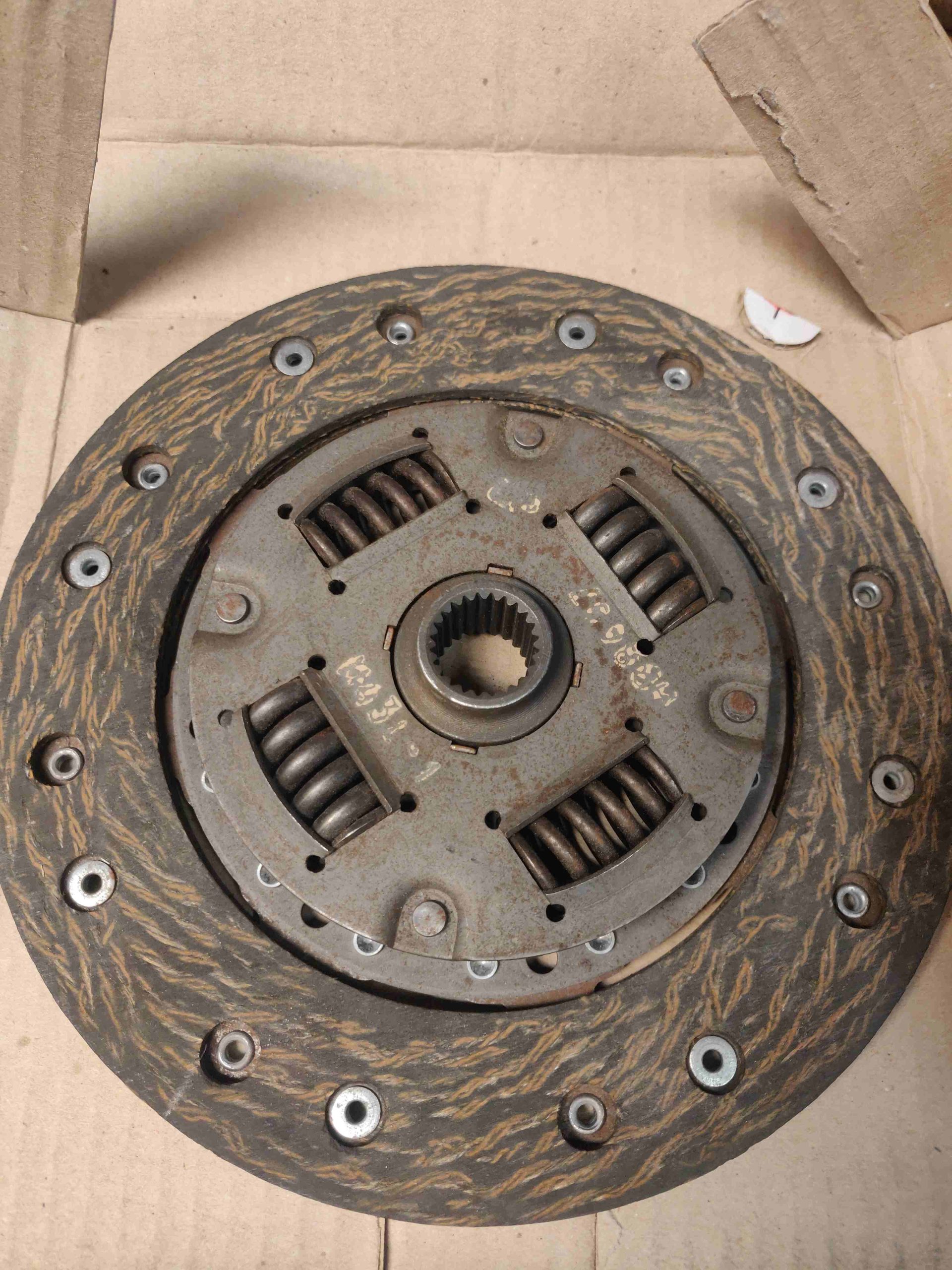 VW GOLF Kytkinlevy - Wanhat Varaosat