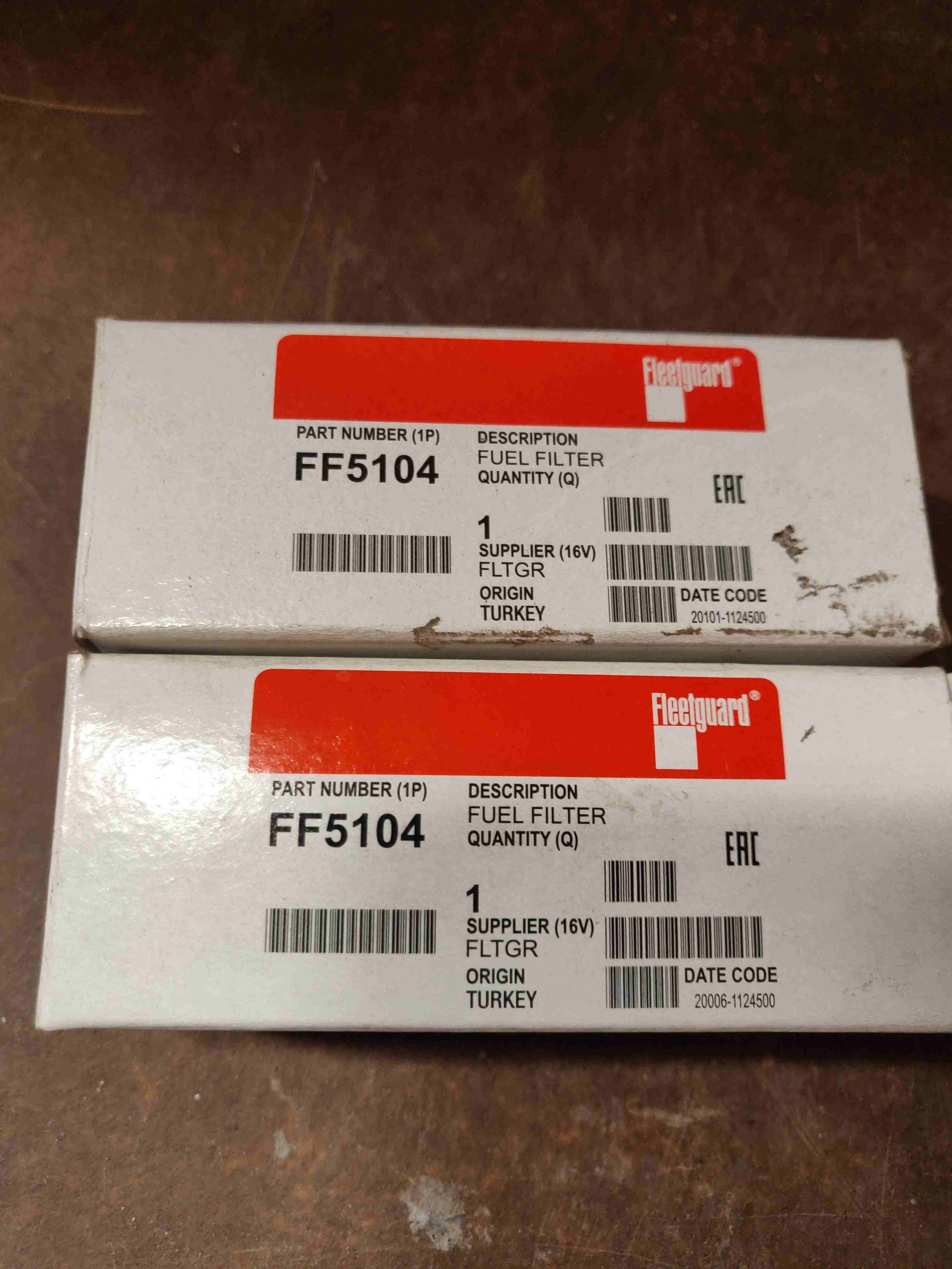 Polttoainesuodatin FF5104 - Wanhat Varaosat